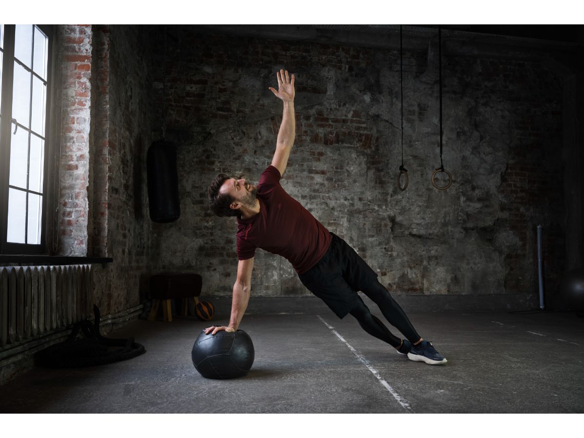 What is Core Strength? Amazing Benefits & More - Nutrabay Magazine