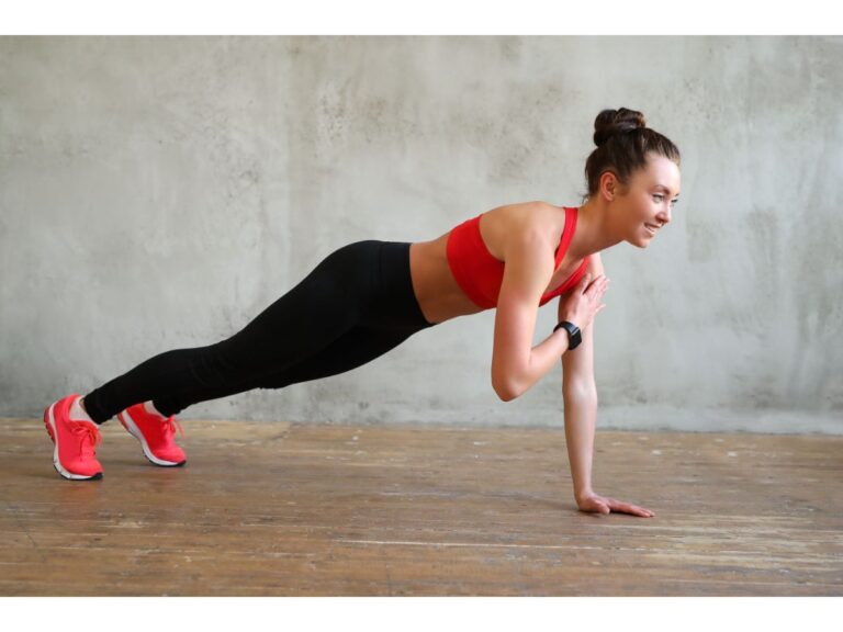 7 Types of Plank Exercise Variations & Their Benefits - Nutrabay Magazine