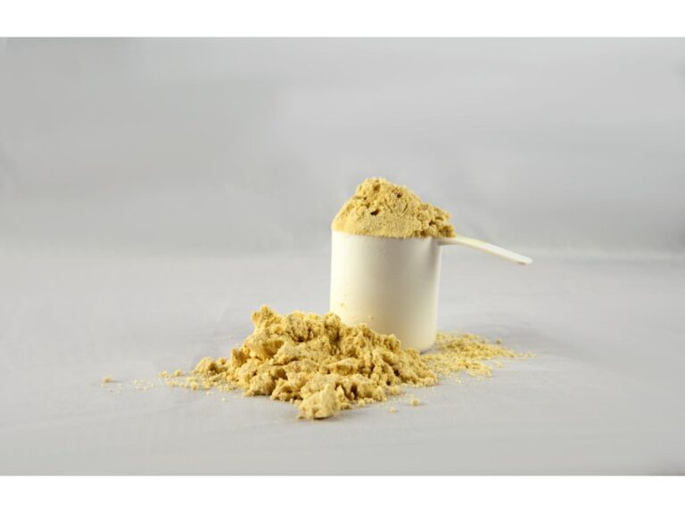 Pea Protein Powder: Types, Benefits & Side Effects - Nutrabay Magazine