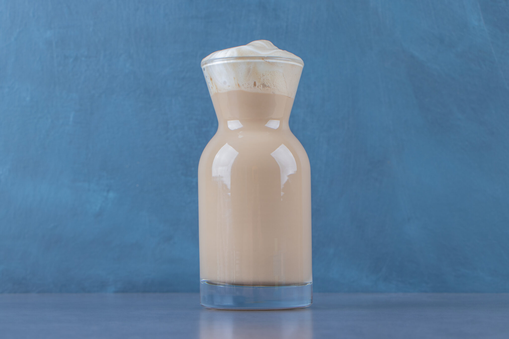 How to Mix Protein Powder: 5 Ways to Avoid Clumps, Froth & Boost ...